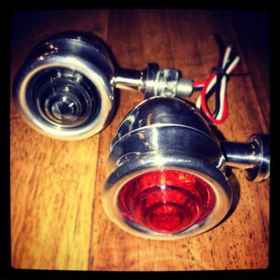 EDGE CUT VINTAGE TURN SIGNAL RED LENS - school of cool